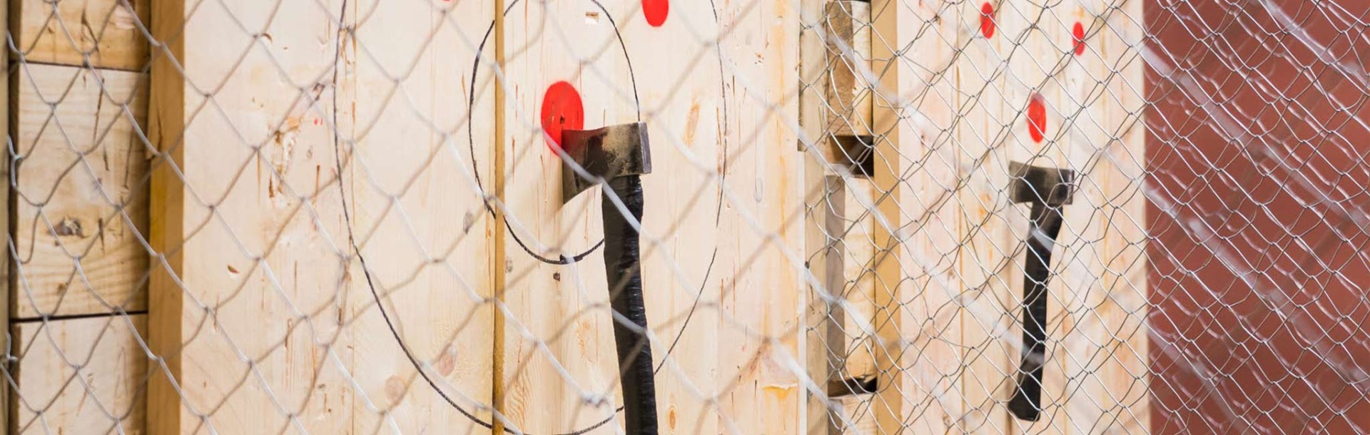 Fox in a Box Madrid and Experiencity's Urban Safari - Axe Throwing…